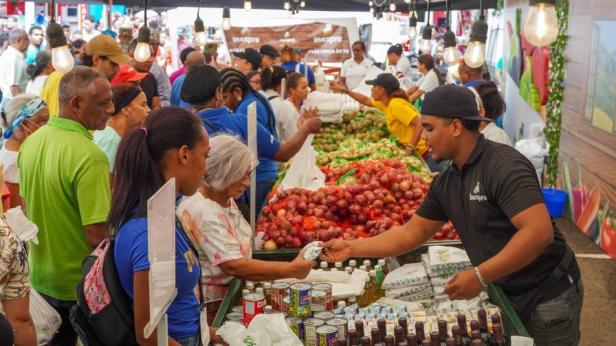 Canasta básica ha subido 534 pesos representando 1.1% en lo que va de año